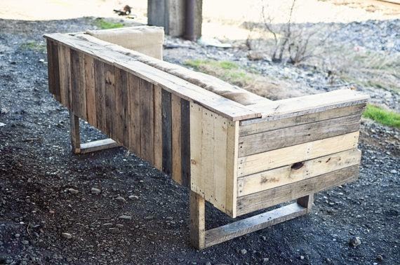 30 wooden pallet craft projects! - Handy DIY