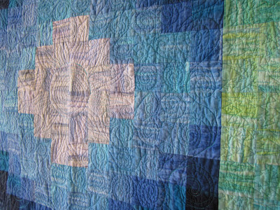 Quilter in the Closet: Sleeping Beauty - Blogger's Quilt Festival