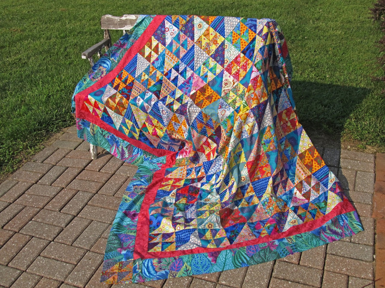 Jayne's Quilting Room: HST Borders