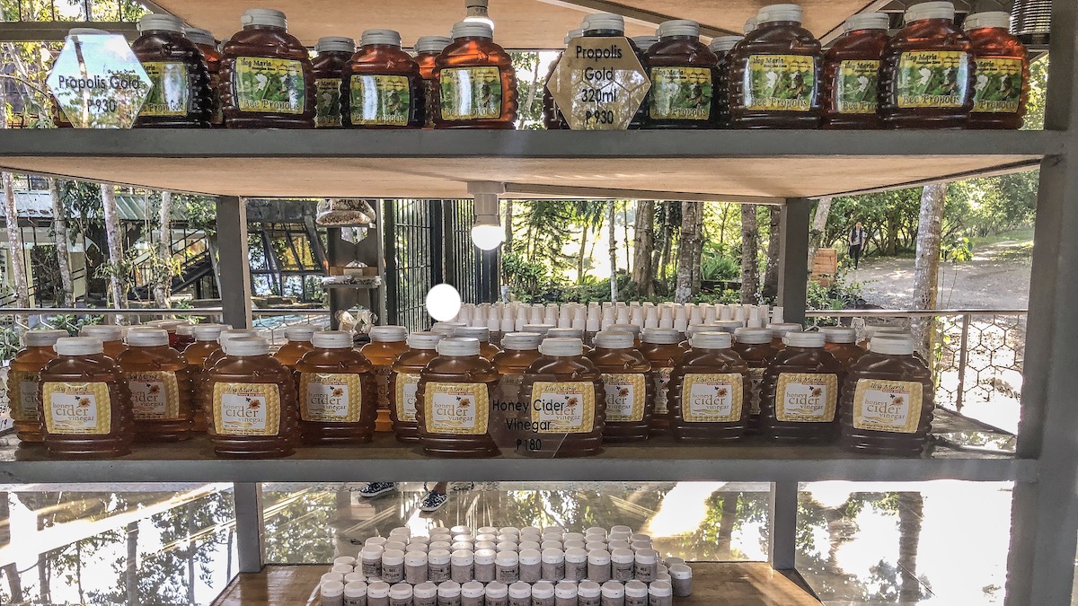 Ilog Maria Honeybee Farm in Silang, Cavite - I am Ulyssa Elaine ...