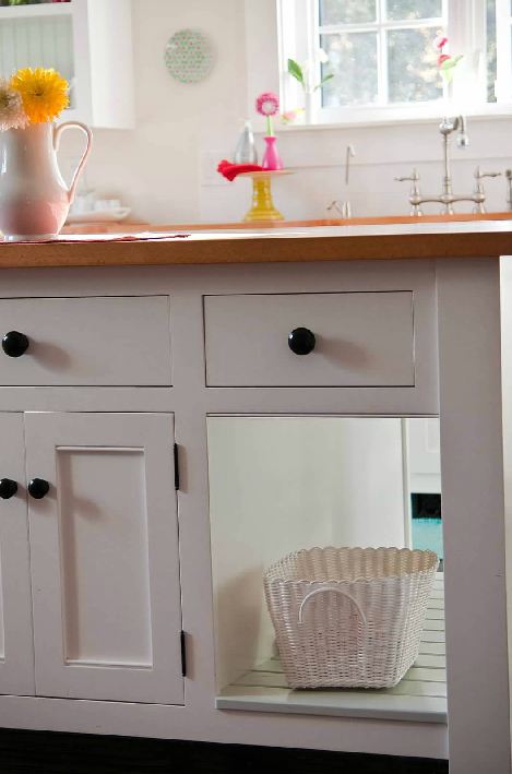 Simply Beautiful Kitchens - The Blog: Canadian Made Unfitted Cottage ...