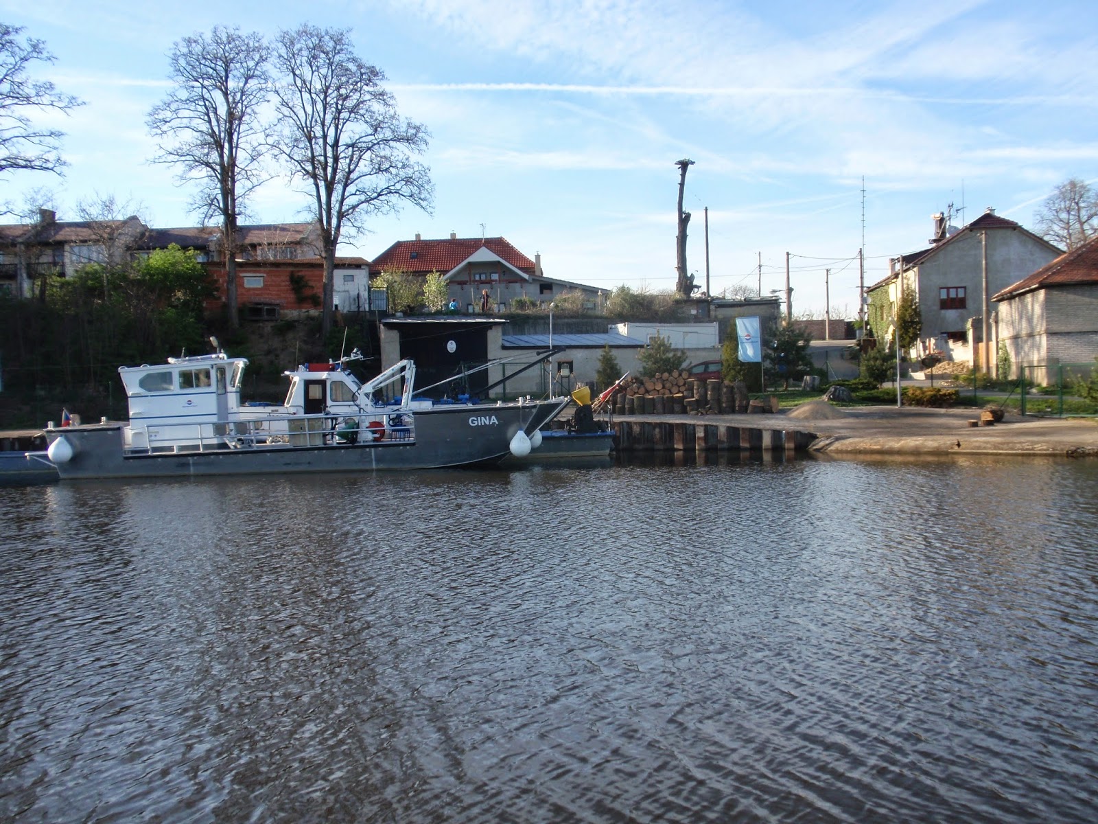 .: Zajímavé monitorování čápů, aneb monitorovat lze cokoliv.