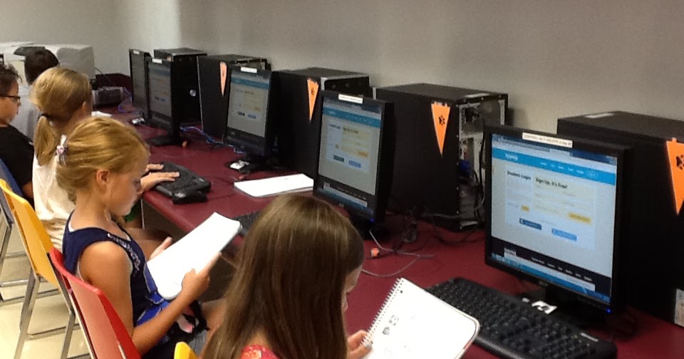 Mrs. Ziegler's 4th Grade: In the Computer Lab...