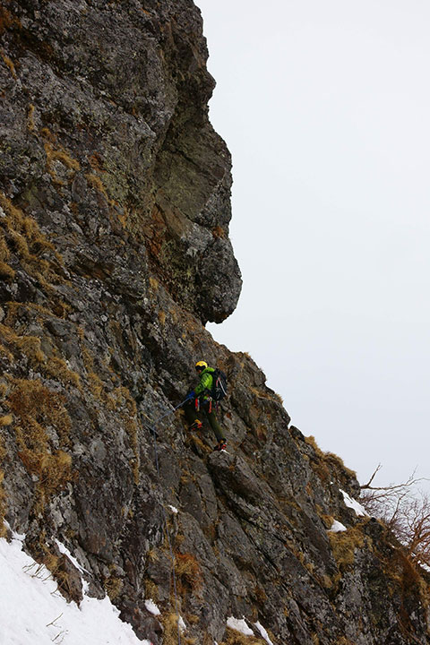 CLIMB JAPAN: The Tengu ridge of Akadake (赤岳天狗尾根)