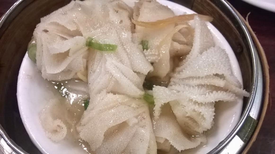 FRIED CHICKEN LIPS: Dim Sum Dive - Update