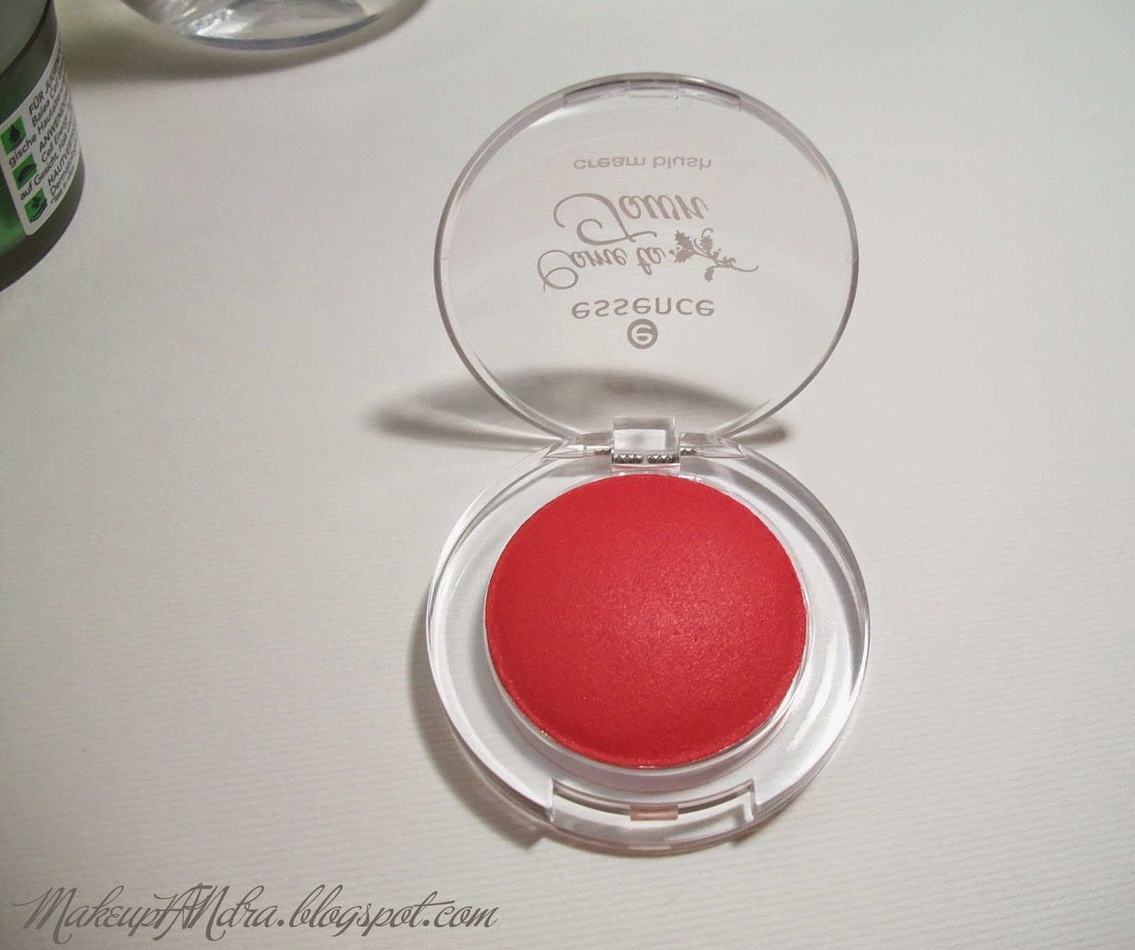 Essence Come to town LE - rumenila / prvi dojam - MakeupFANdra