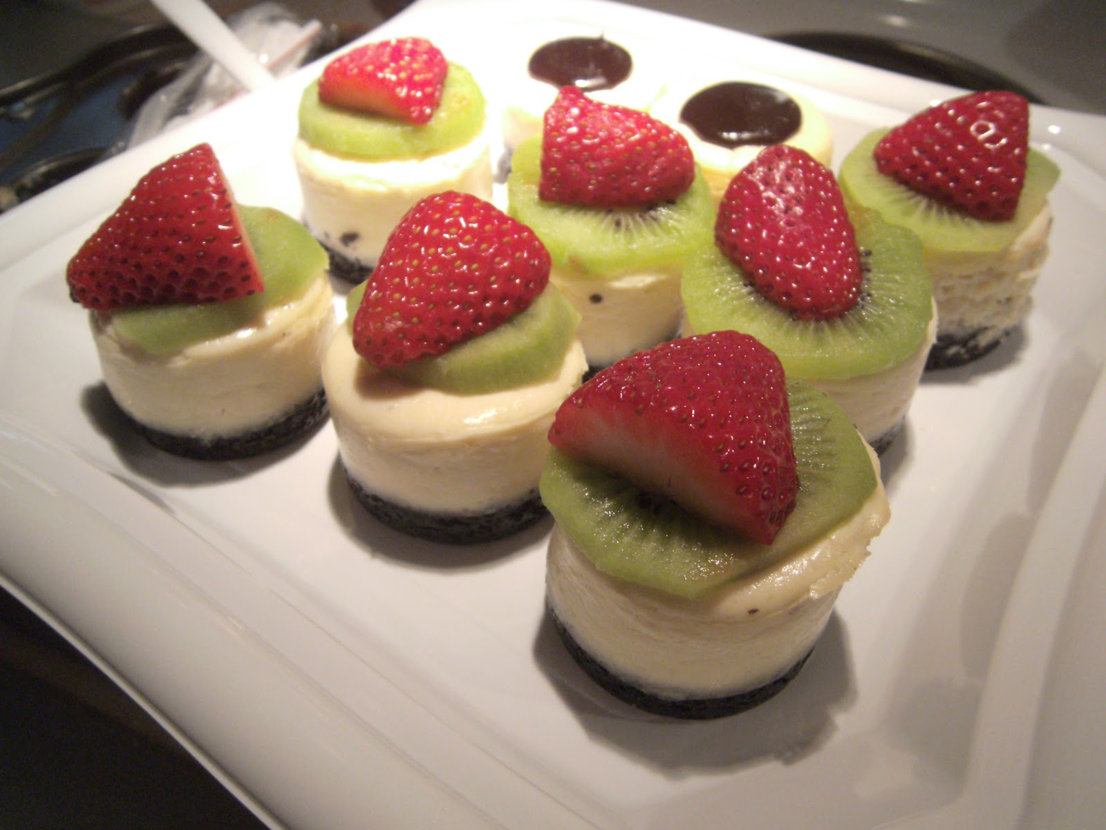 Beyond Bakery: Mini Cheesecakes Topped with Fruit