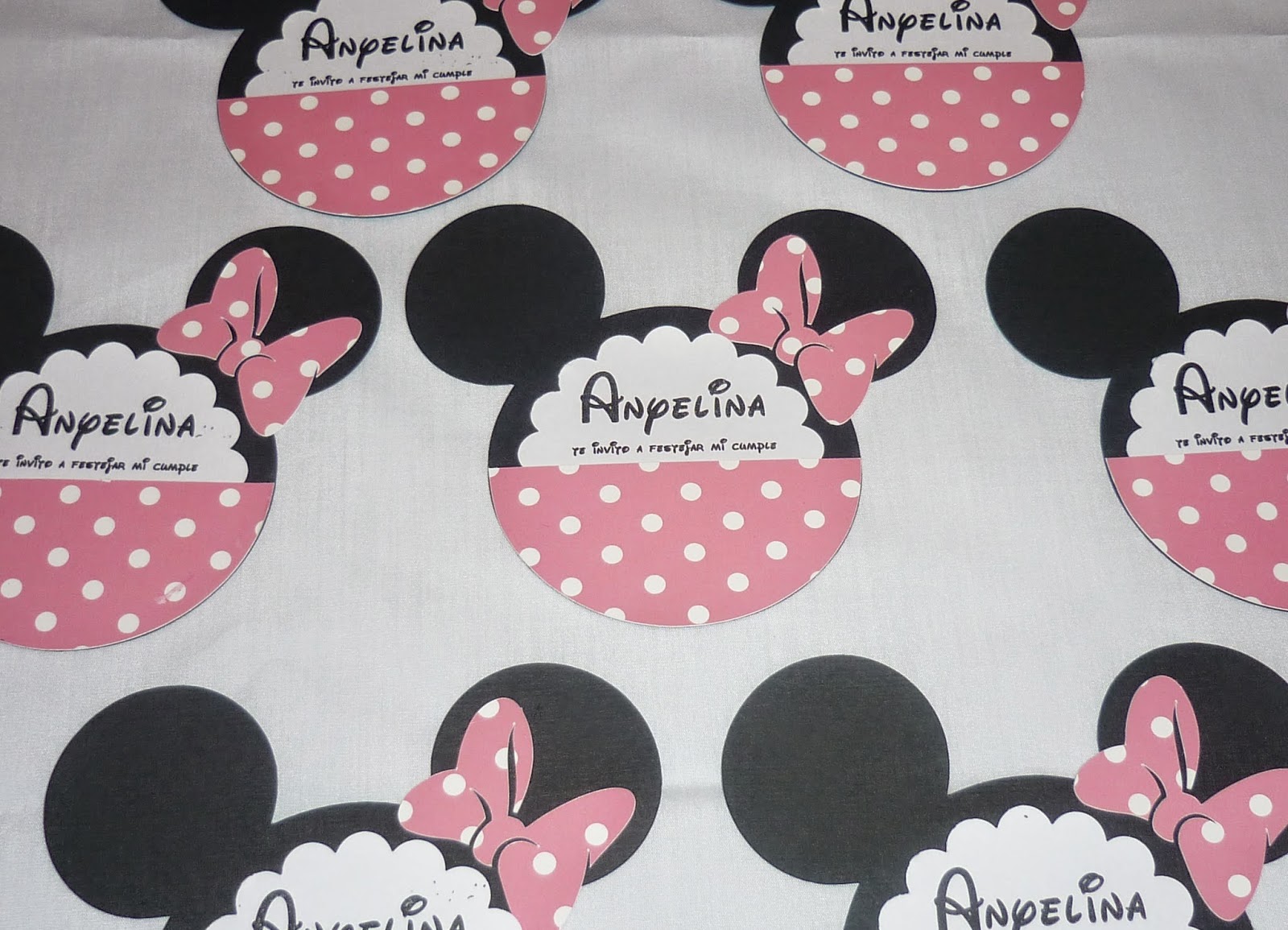 MinimandySign: Invitación. Diseño: Minnie Mouse.