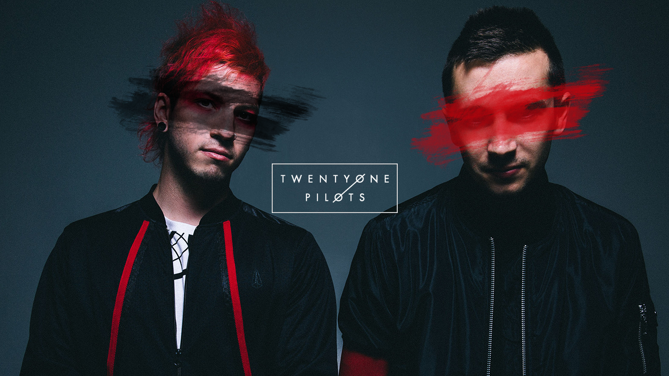 Twenty one pilots