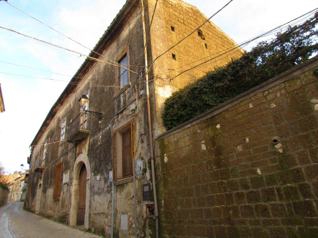 Tabernacoli italiani: Bonea. Nostra Signora di Fatima e tre veggenti