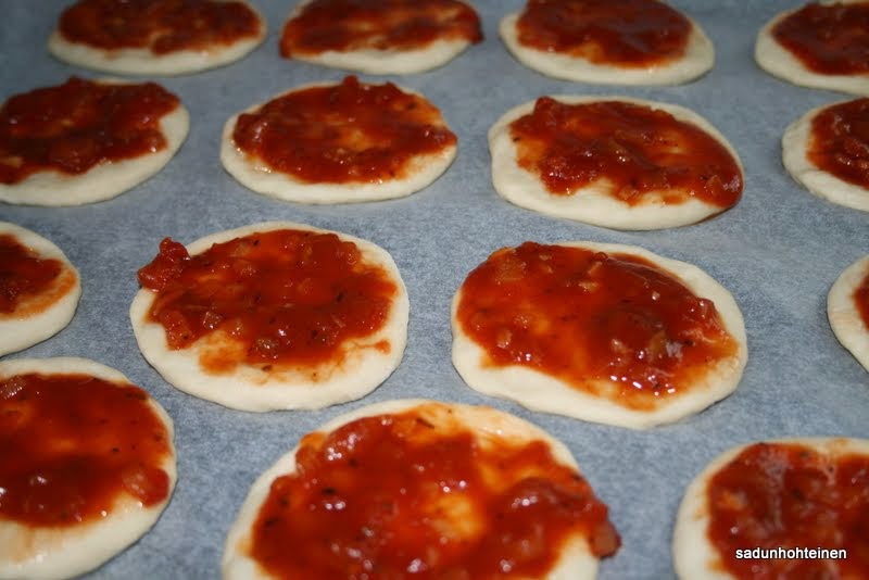 Sadunhohteinen: Pikku-pizzat ilman juustoa