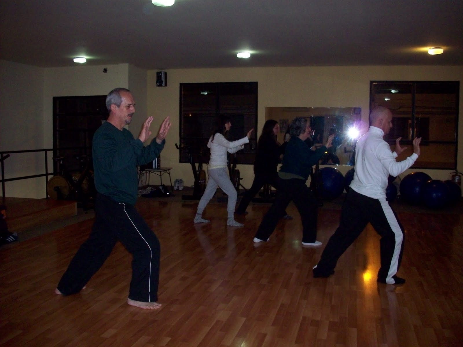 HARA CORPORAL: TAI CHI EN "SENSE GYM". (LIBERTAD 285)