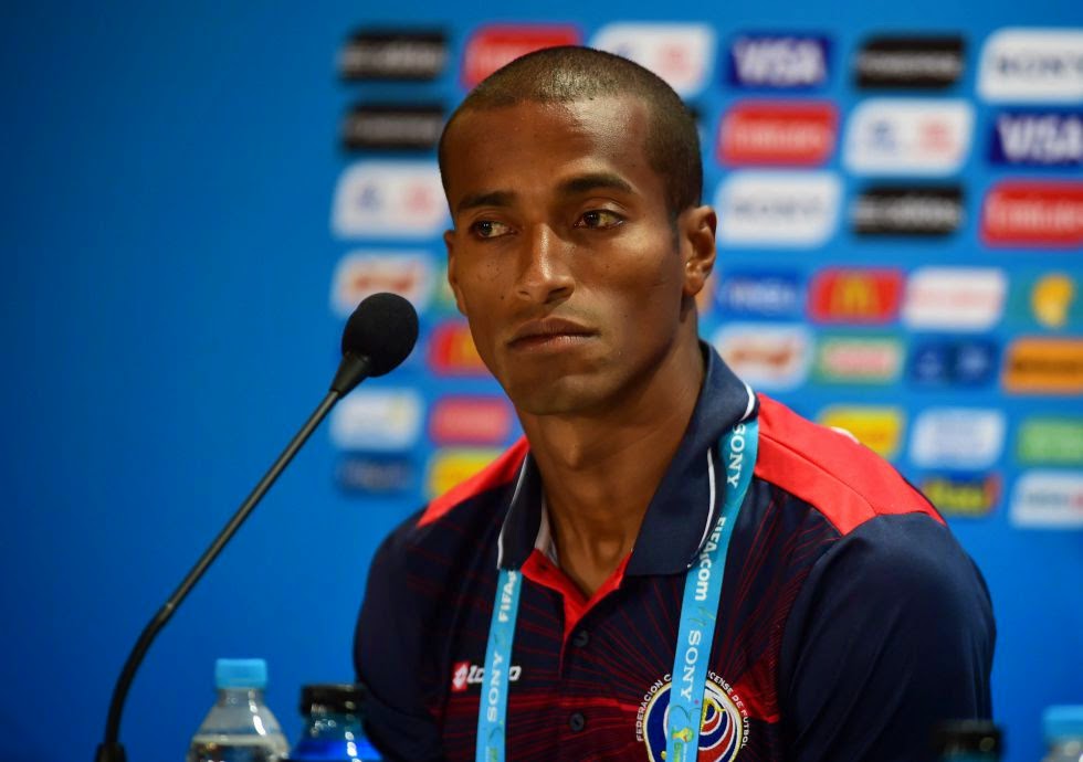 Roy Miller, baja ante Holanda