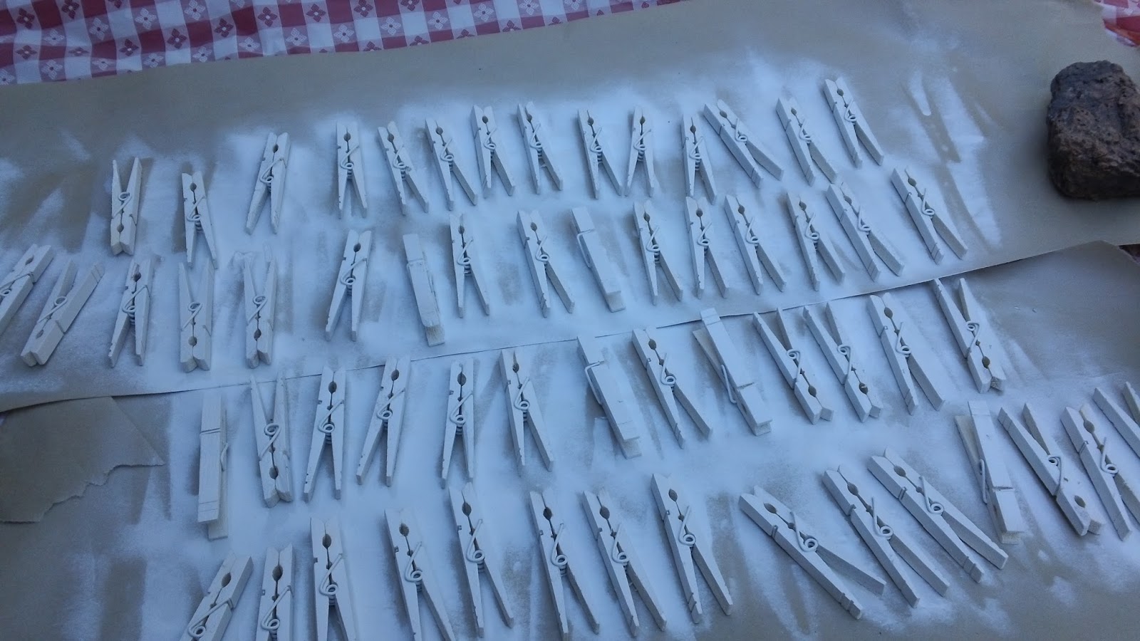 3 Peas in a Pod: Clothespin Snowmen