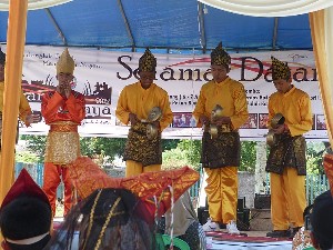 Atraksi "Talempong Pacik" Masuk MURI ~ Informasi