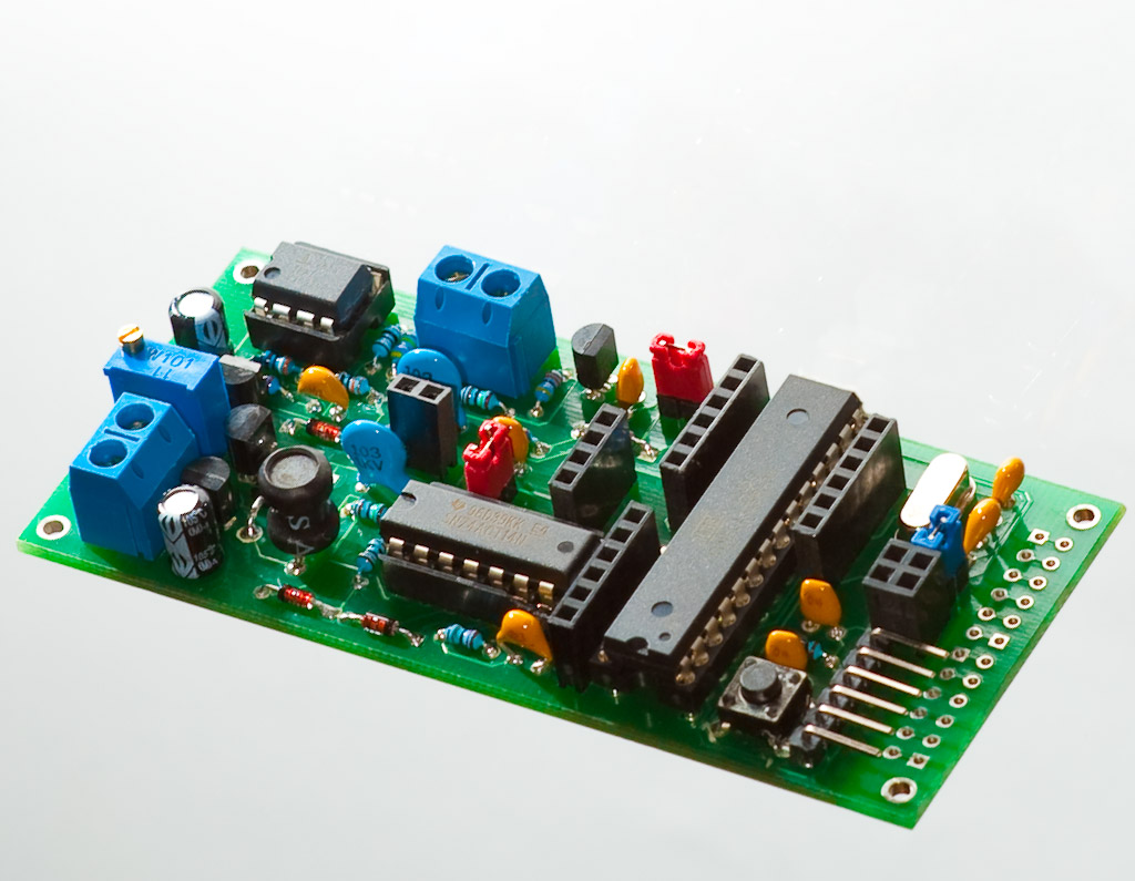 arduino geiger PCB: Geiger Counter with updated LCD shield :DiY-GDC1.2.1
