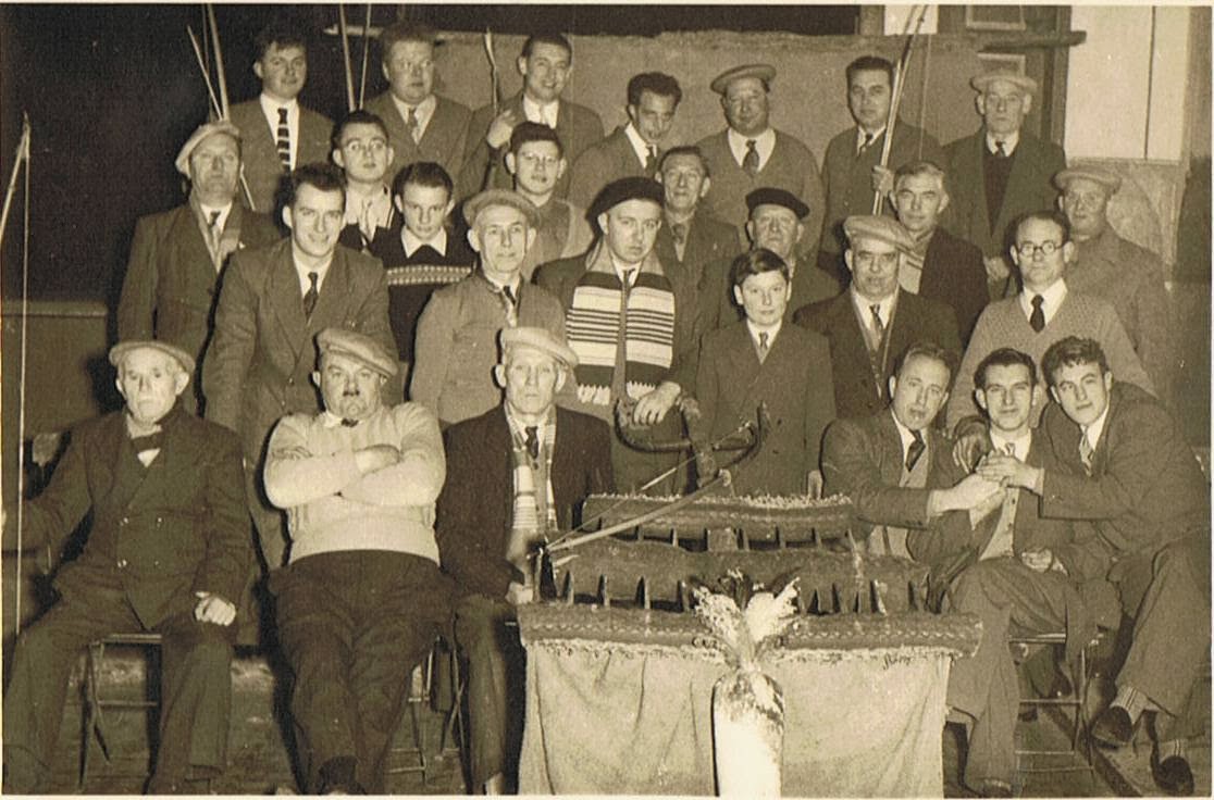 HEEMKUNDIGE SCHUTTERSKRING: Liggende Wip (oude foto's & affiches)