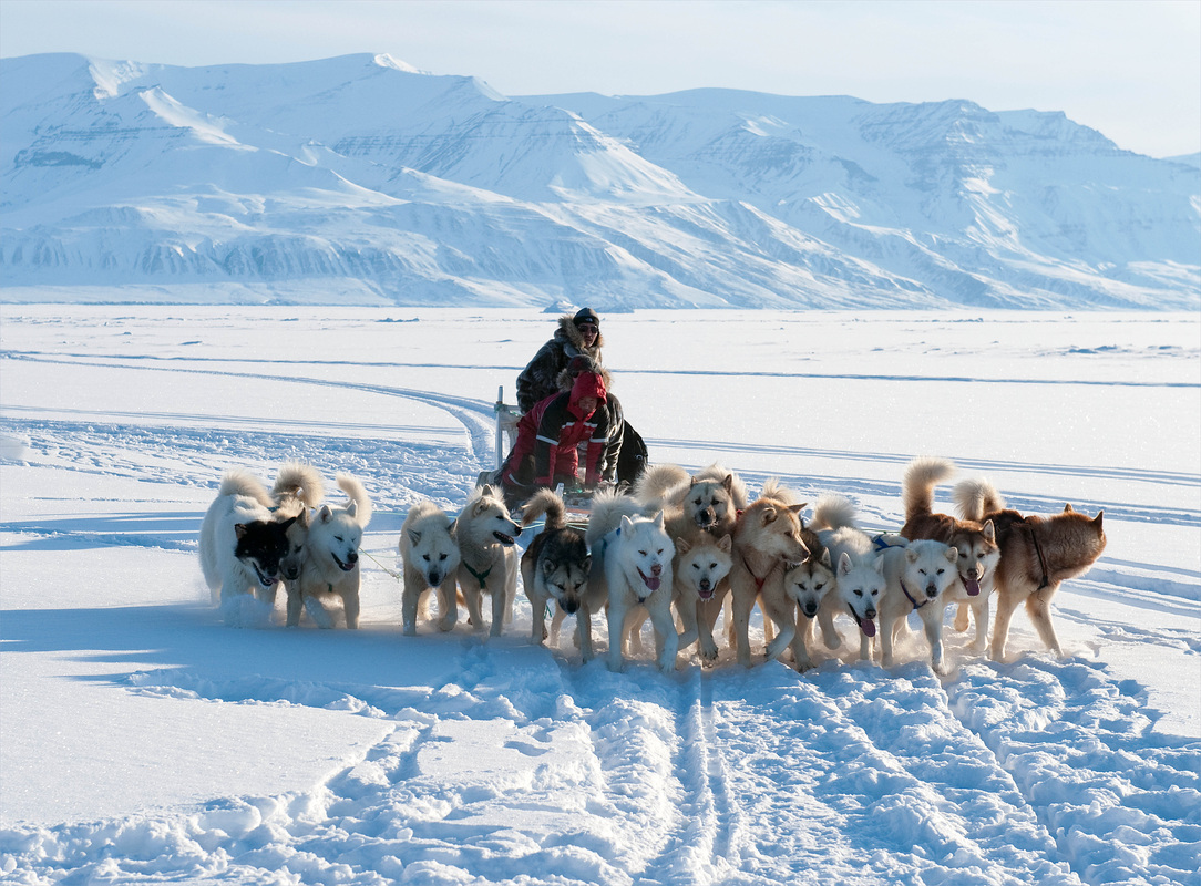 Social Trends : Inuits