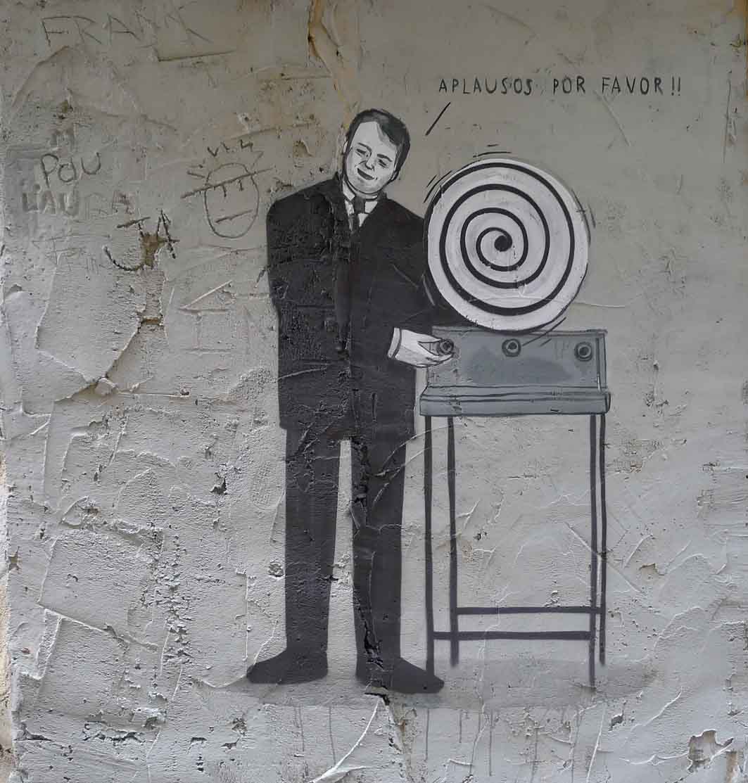 Escif "Applause Please" 新作ミューラル In Valencia （スペイン）