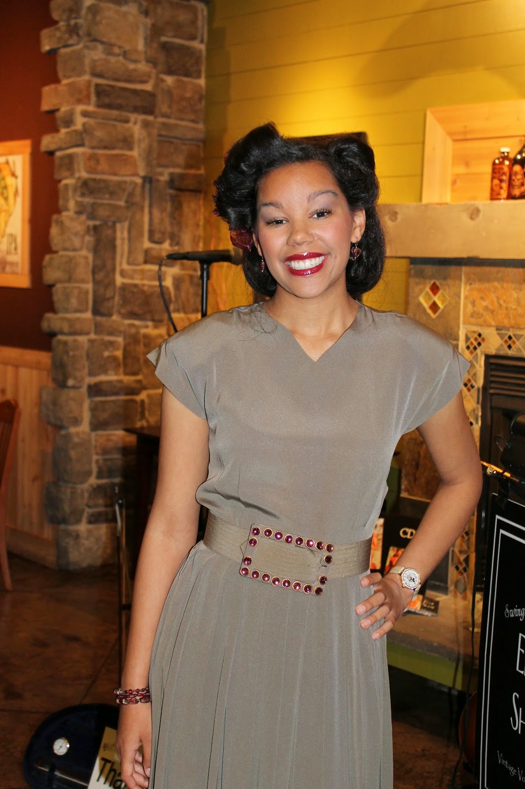 Swingin' With Ellie Shaw: photos