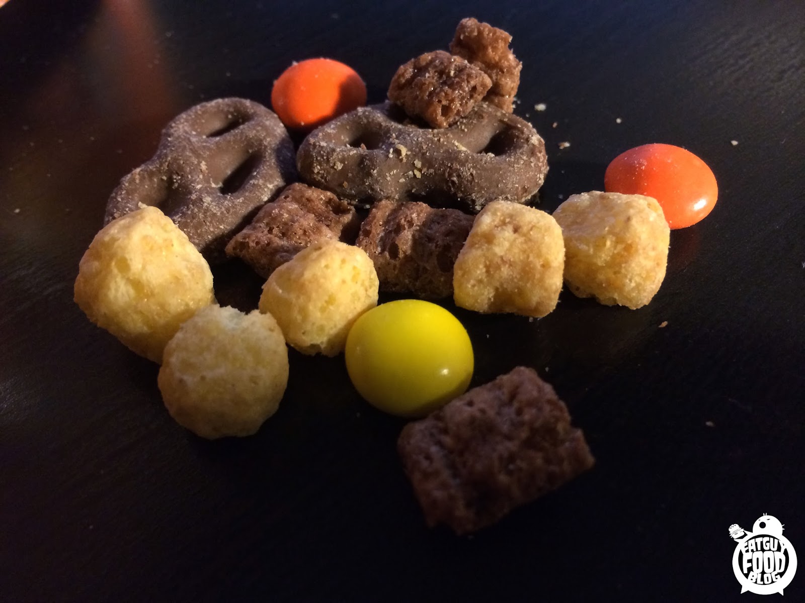 FATGUYFOODBLOG: Cap'n Crunch Snack Mix, Chocolatey Peanut Butter ...