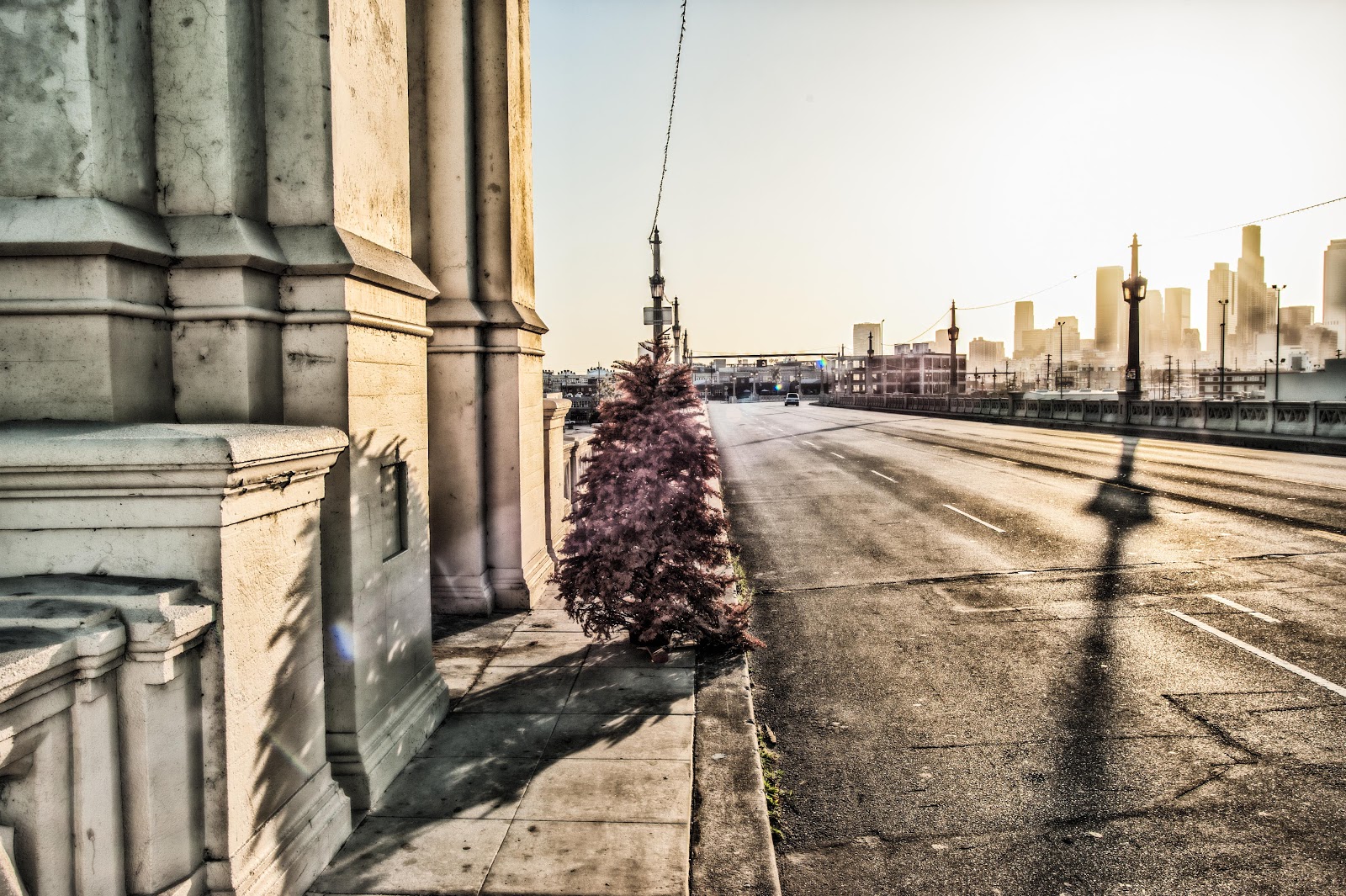 Happy Holidays From Los Angeles Street Photography, By Zoran Milosavljevic.