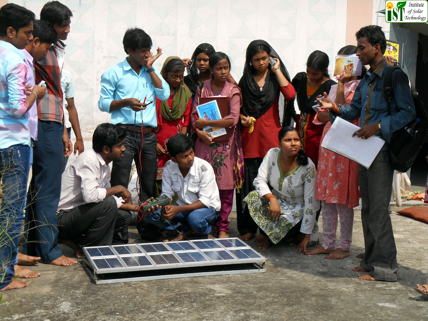 CAPACITY BUILDING FOR RENEWABLE ENERGY IN INDIA, Solar Energy education ...