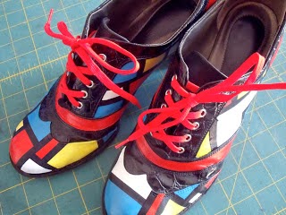 15 WAYS TO UPCYCLE SHOES | thee Kiss of Life Upcycling