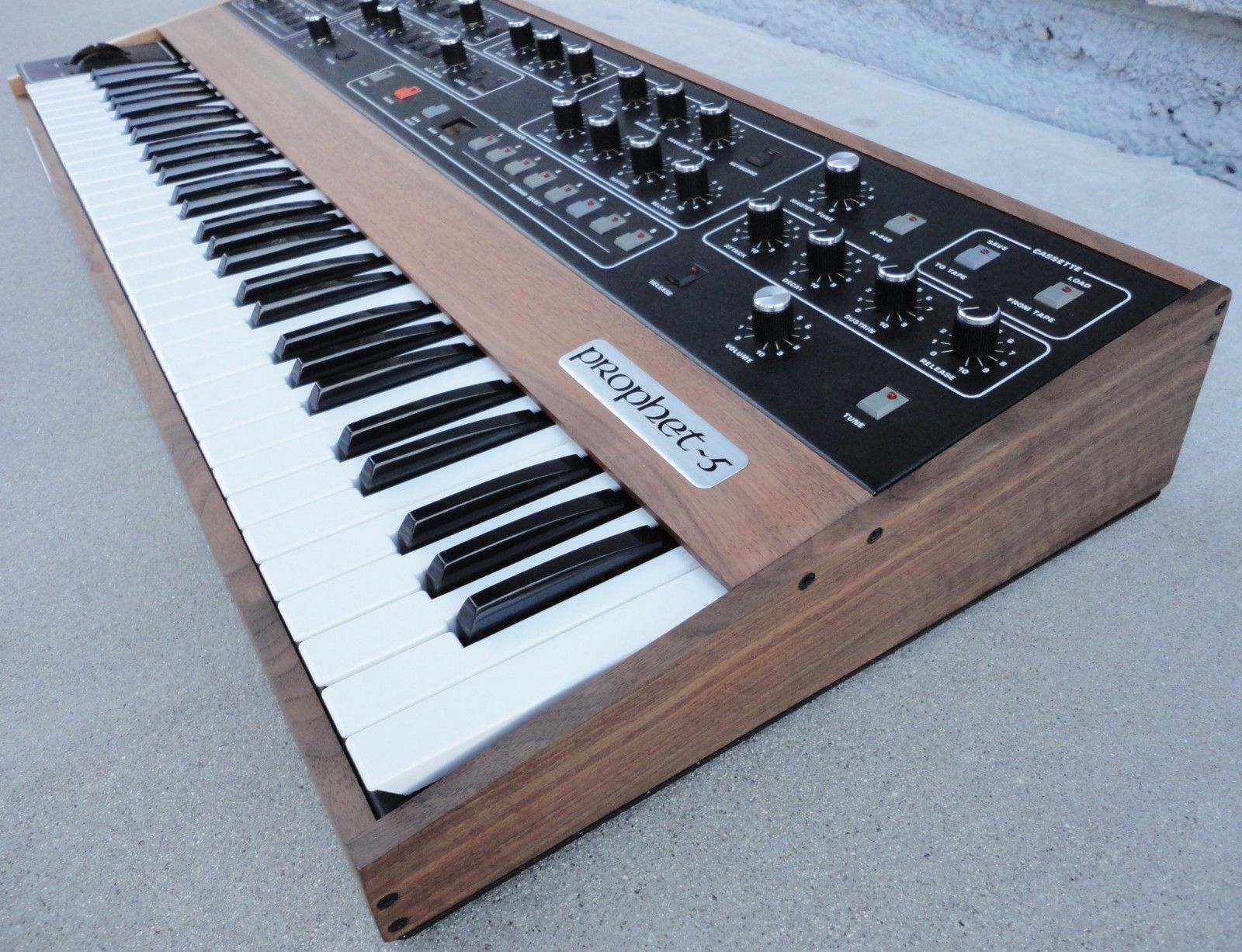 MATRIXSYNTH: Sequential Circuits Prophet-5 Rev 3.3 w/Midi SN 3704