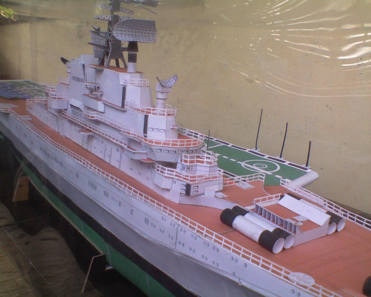 Papermodel Kapal Perang & Lain2: Papercraft Aircraft Carrier Novorossiysk