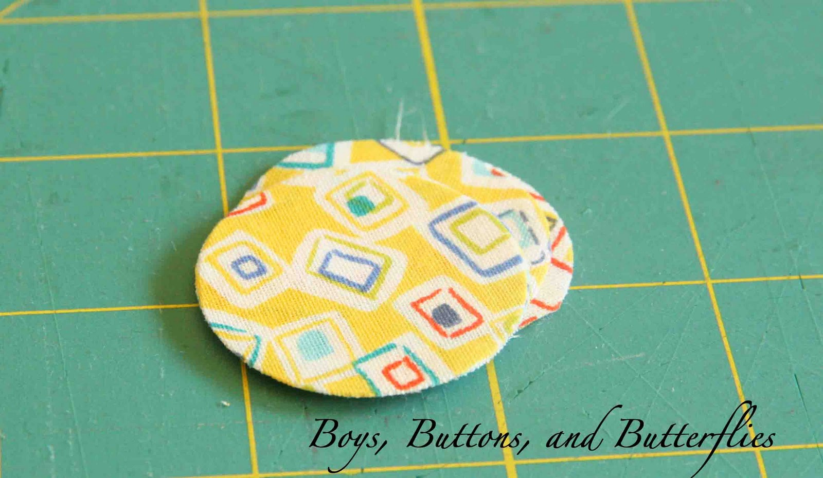 Buttons and Butterflies: Button Clips