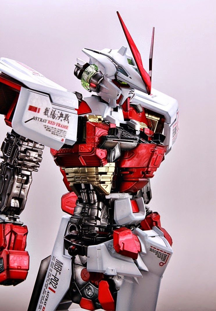 GUNDAM GUY: PG 1/60 Astray Red Frame - Painted Build