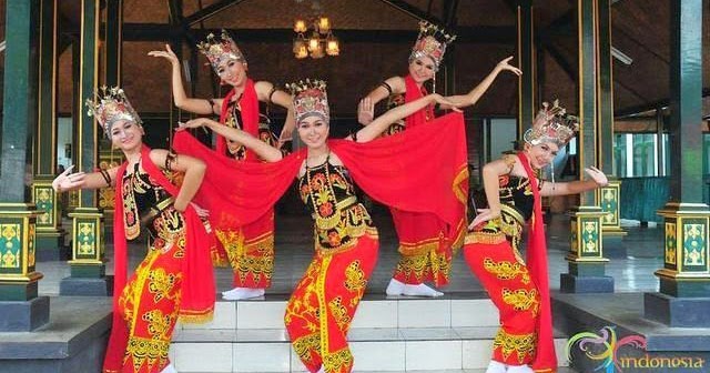 TARI GANDRUNG ( GANDRUNG DANCE ), Banyuwangi's Culture ( East Java)