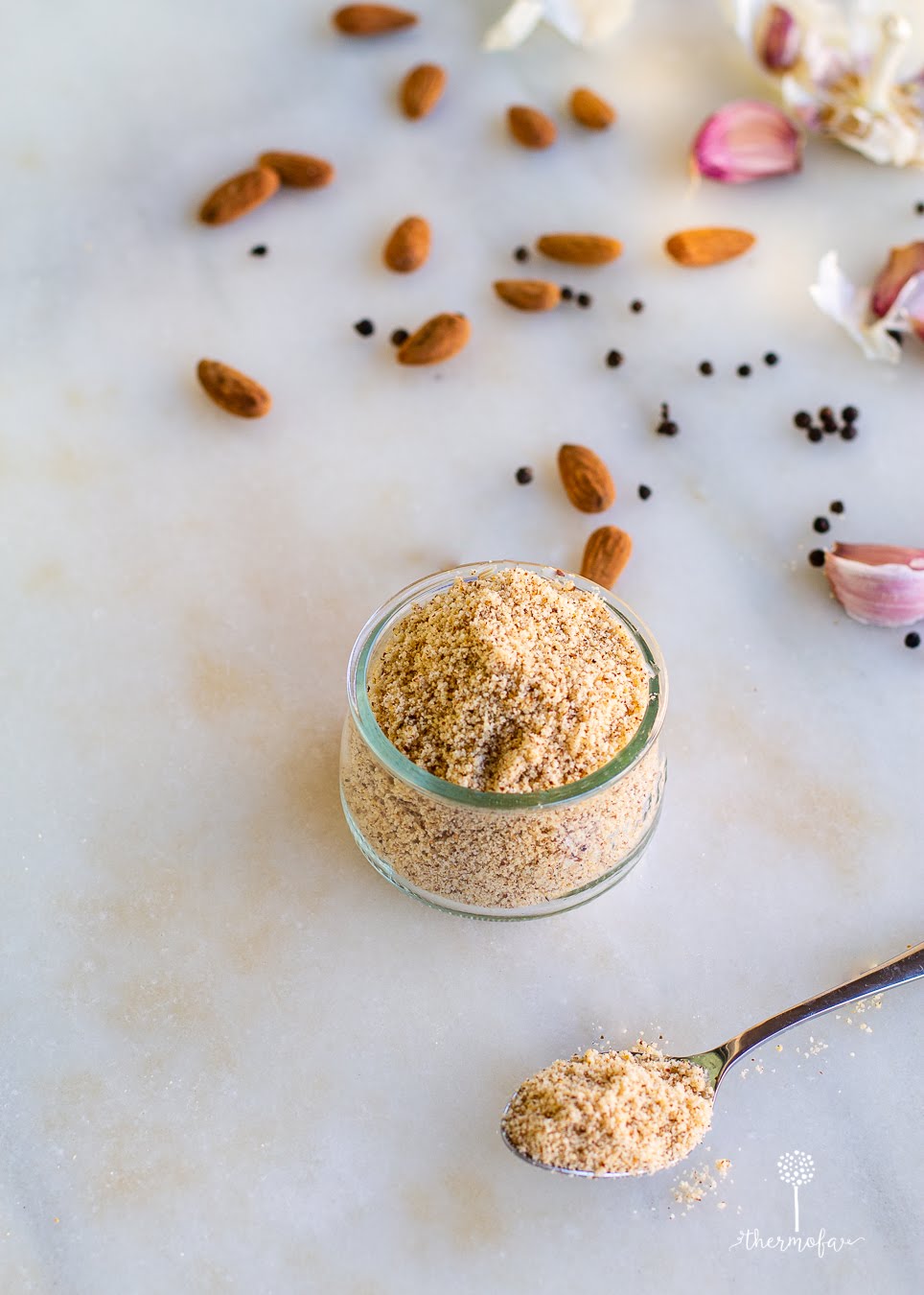 Almendra molida con piel para “costras” — Thermofan