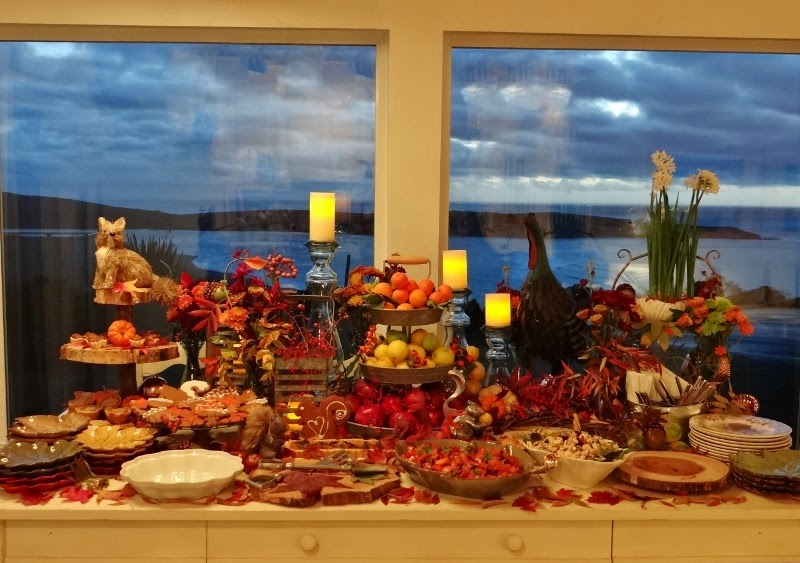 ...a quiet life...: ~woodland creatures at the beach buffet~