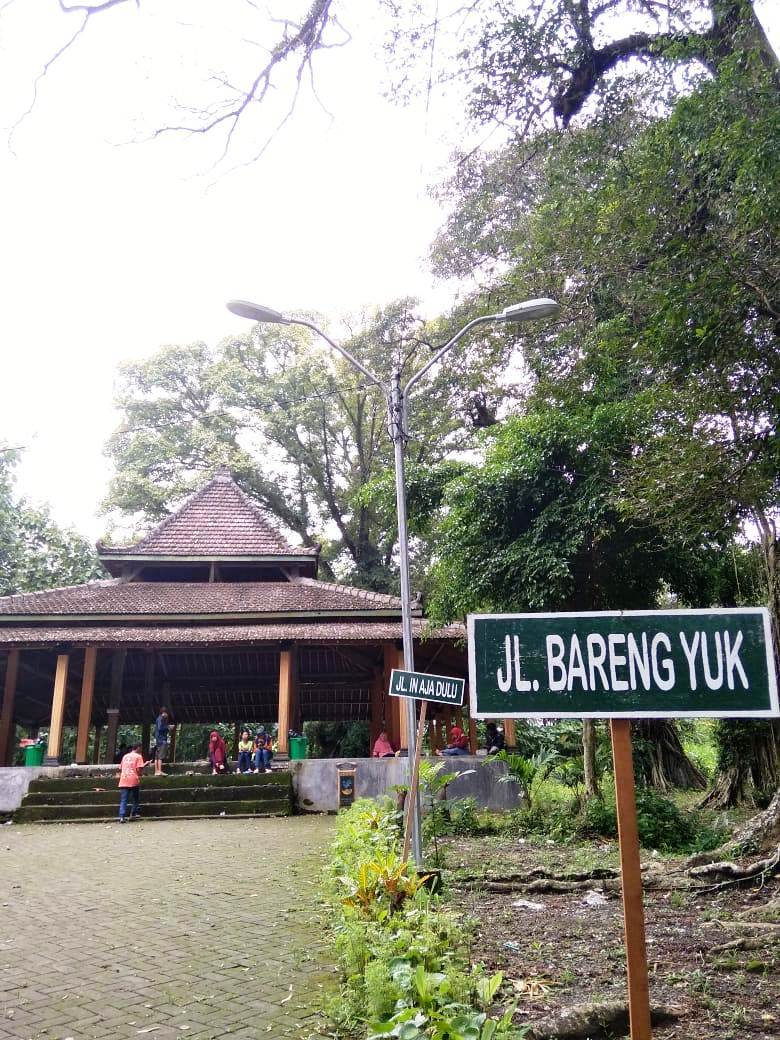 jombang city guide: Sendang Made : Petilasan Prabu Airlangga ...