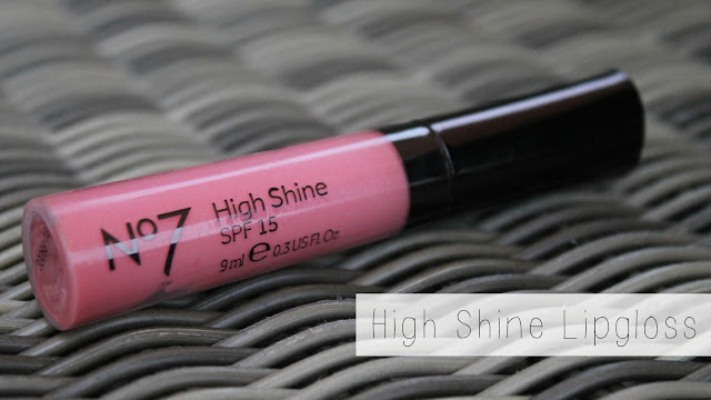 Make Up | No7 High Shine Lip Gloss | TOPAZ&MAY