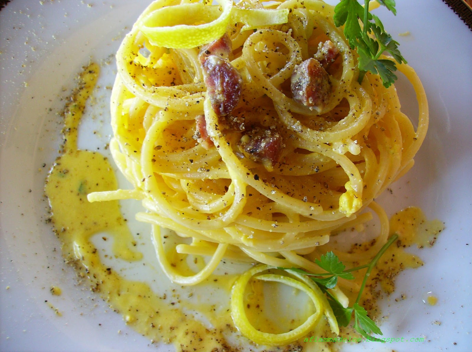 Spaghetti (squisiti e premiati) alla Carbonara – A fiamma dolce