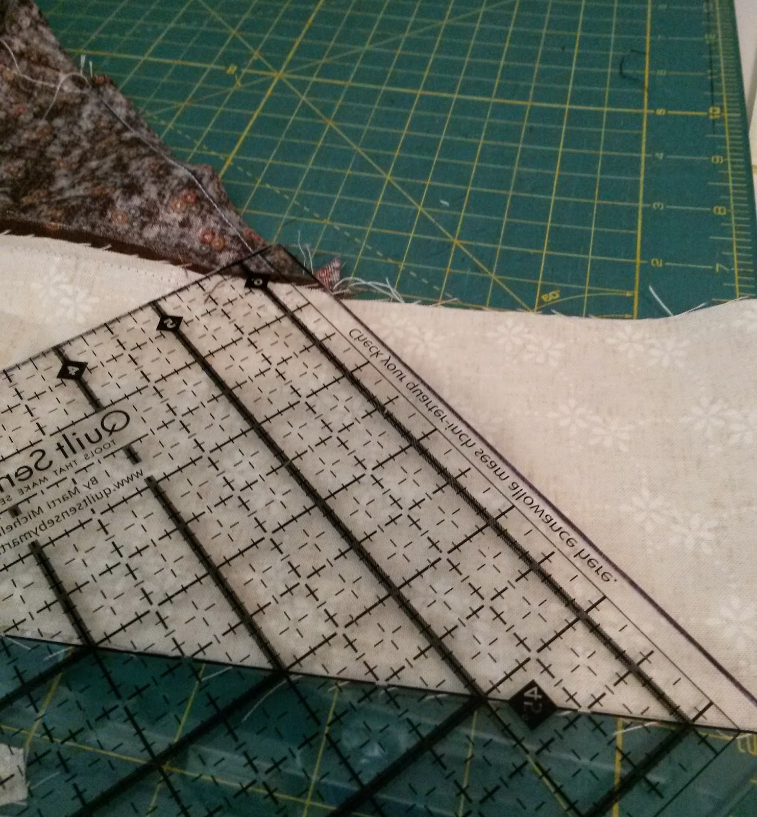 Quilting Gone Amuck: Mitered Corner Borders