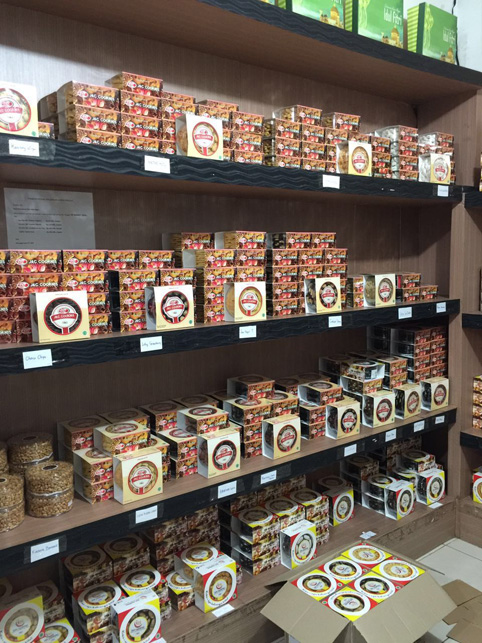 Jual Kue Kering (Cookies) Ina Cookies Rasa Sagu Keju Enak dan Harga ...