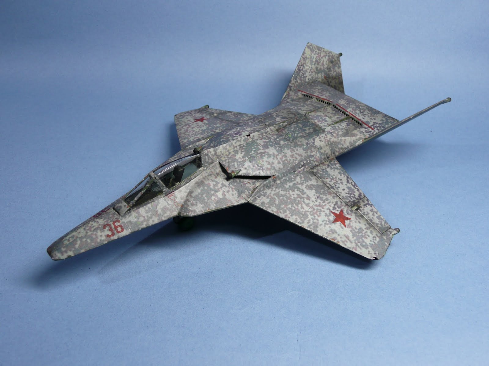 MODELLBYGGE: MIG-37 Ferret klar!