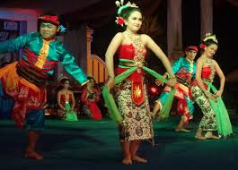 Budaya Tayub Mitos Magis dan Kesakralan Ledek Tayub - Blog Mas edisugianto