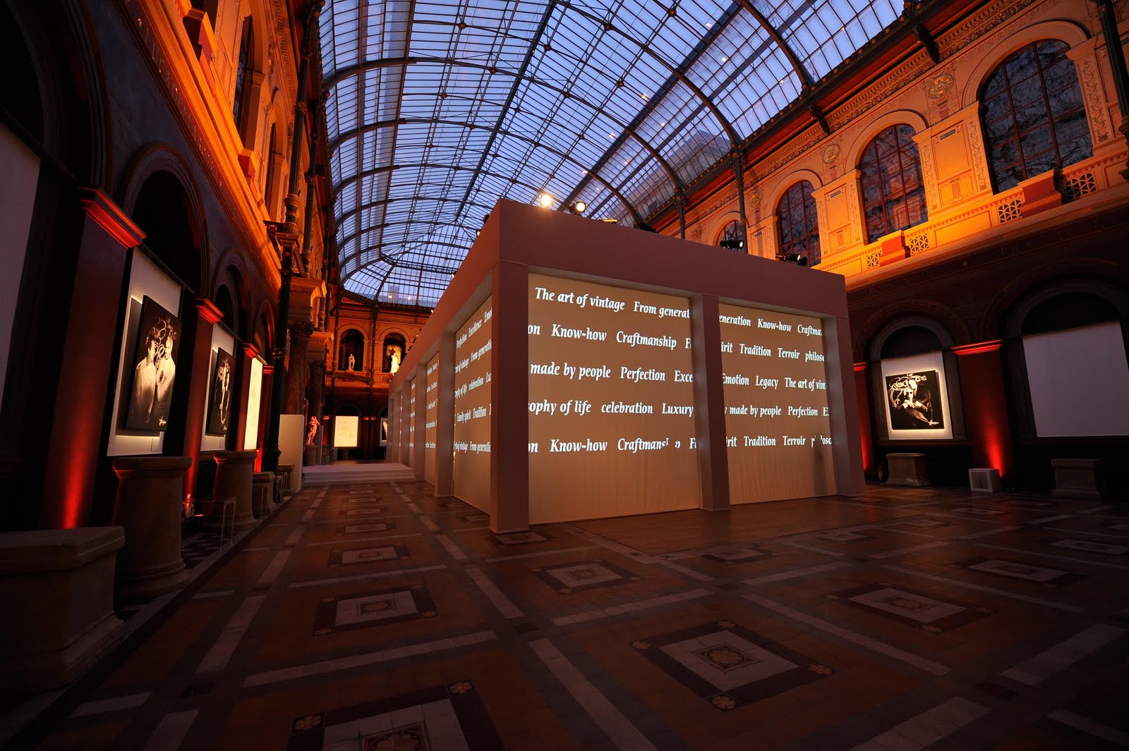 LH Marketing Deluxe: PERRIER-JOUËT COMEMORA SEU 200º ANIVERSÁRIO