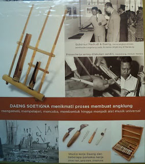 Indonesia's Tourism: Angklung: Indonesia's Traditional Bamboo Musical ...