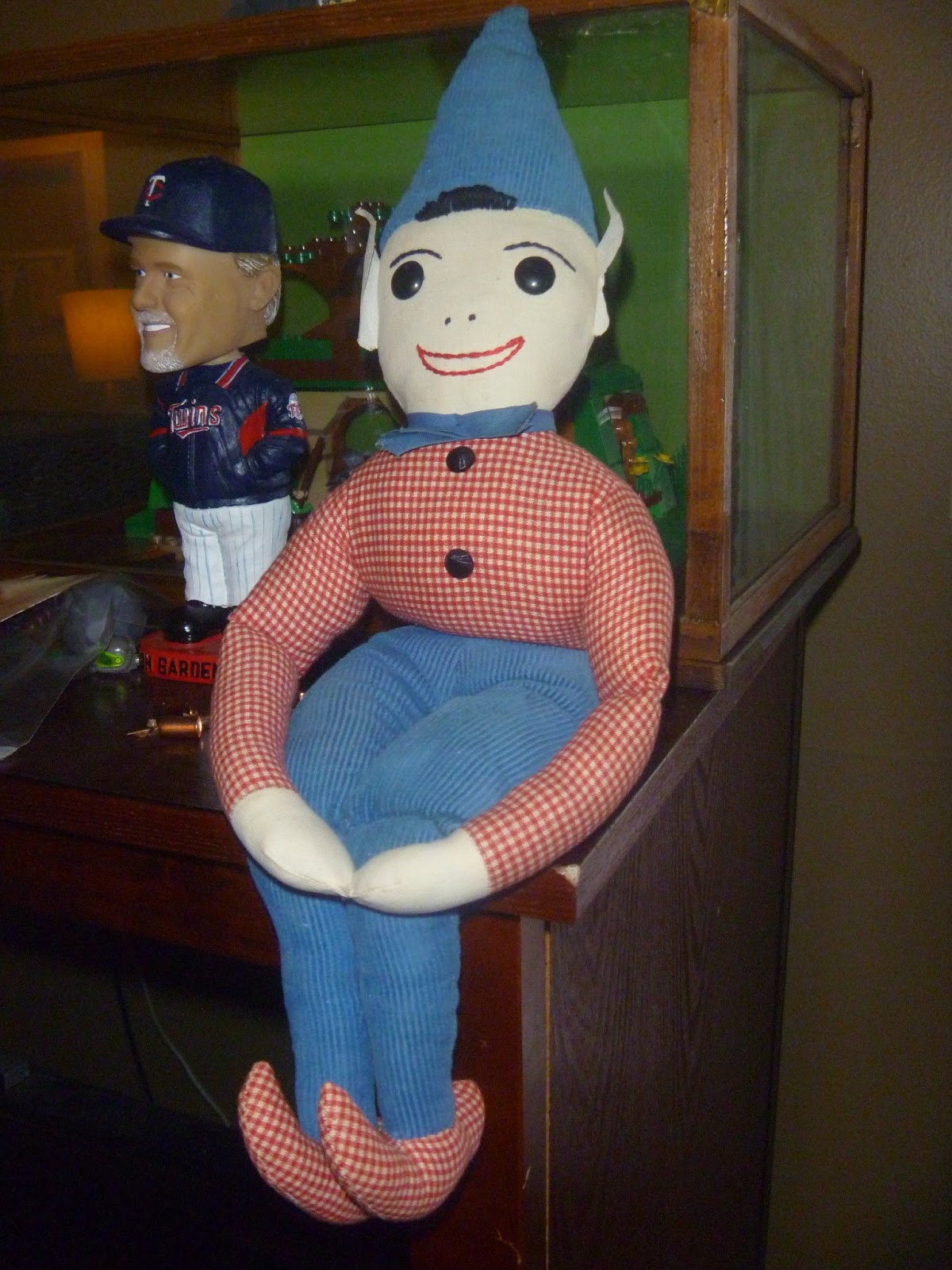 Peter's Puppets: Vintage "Puppet": Handmade Elf on the Shelf