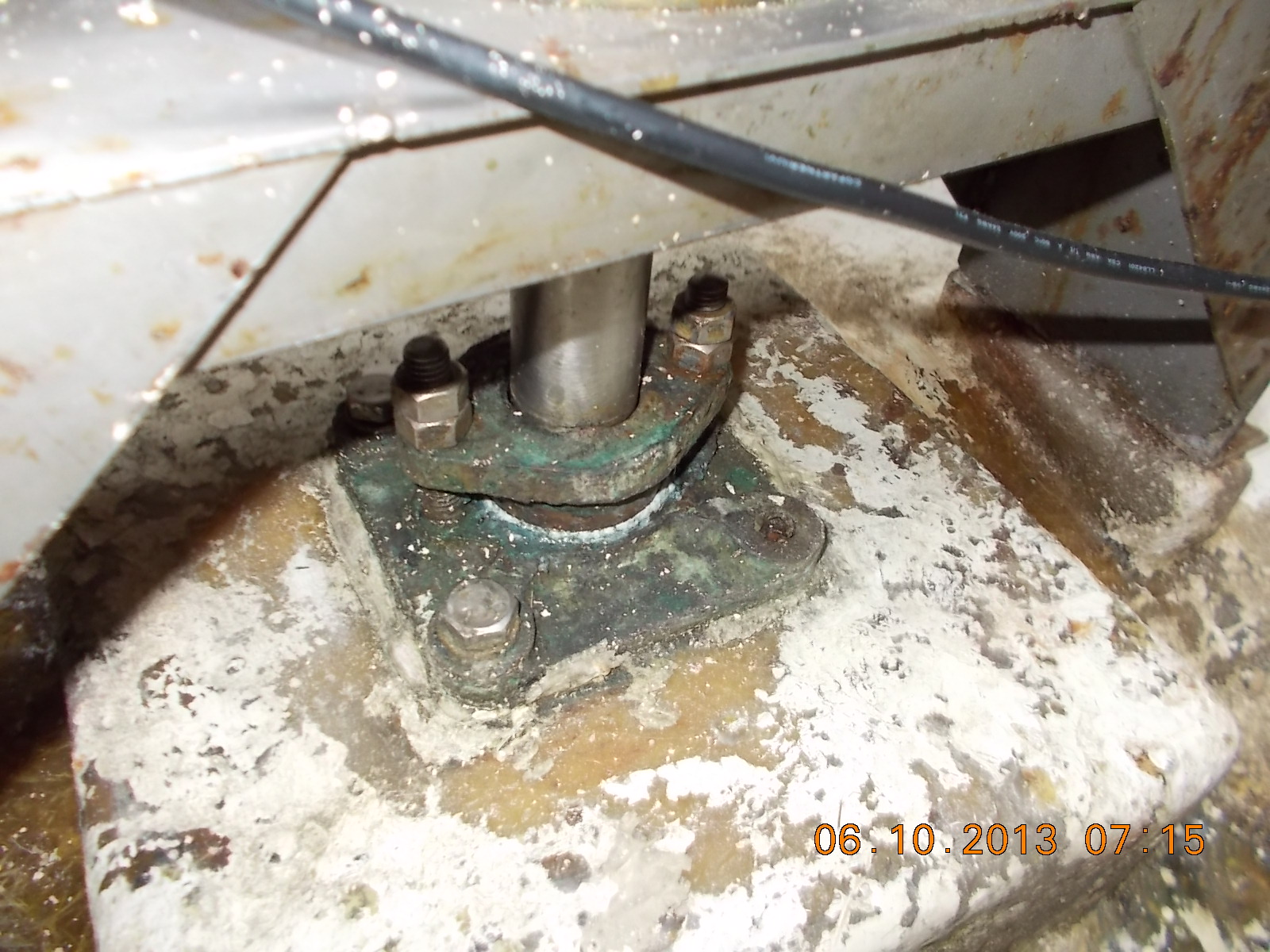 Living Aboard Sleepy Dragon: Rudder Packing