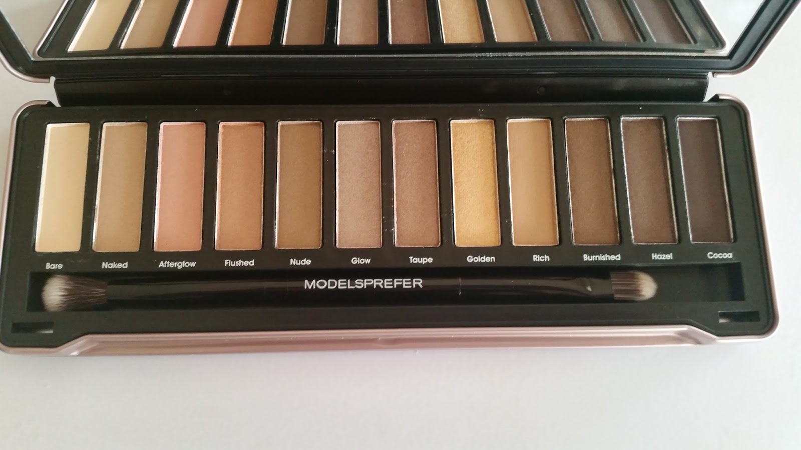 Questjen First Impressions Models Prefer Shadows Palettes Ud Naked