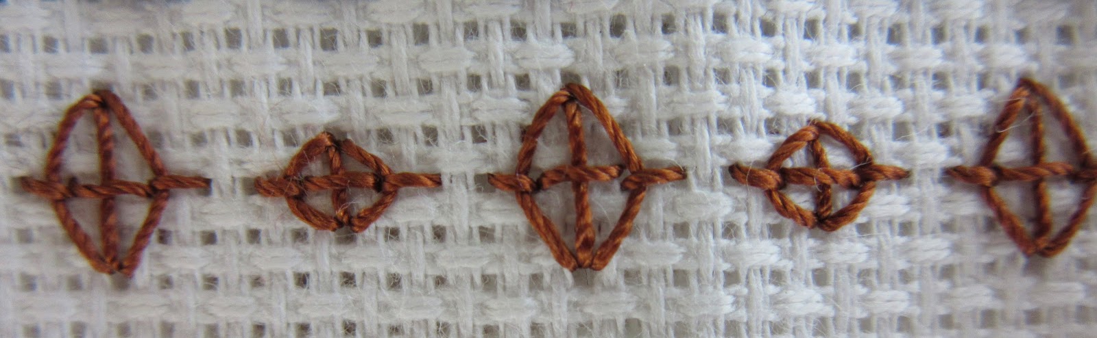 Queenie's Needlework: Sunday Stitch School