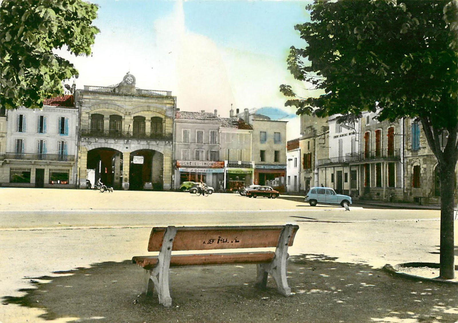 Architecture Moderniste et Art Deco en France: Tonneins