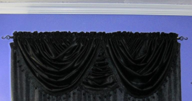 GIY: Goth It Yourself: Waterfall Valances